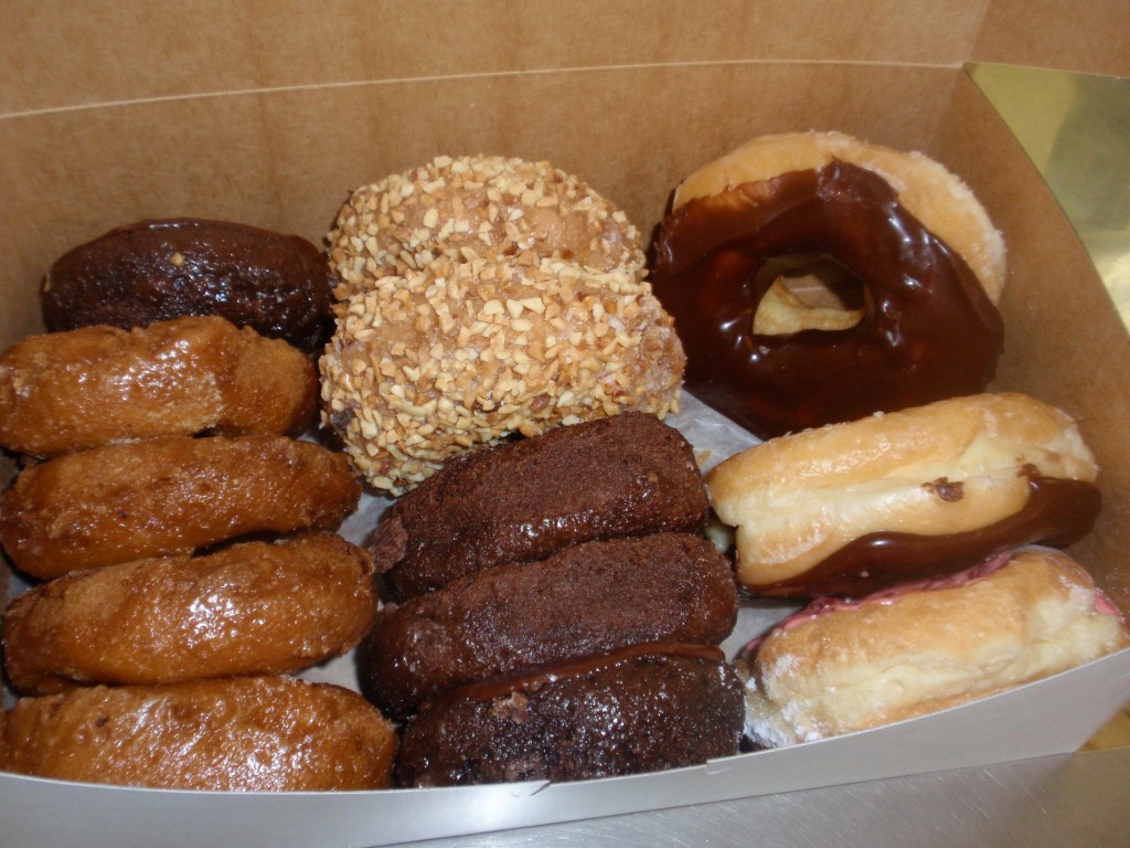 Donut World: Third Best Donuts in Ohio « CMH Gourmand – Eating in ...